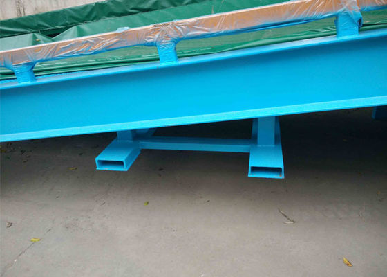 Steel Mesh Seperated Forklift Mobile Yard Ramp , Portable Dock Ramps